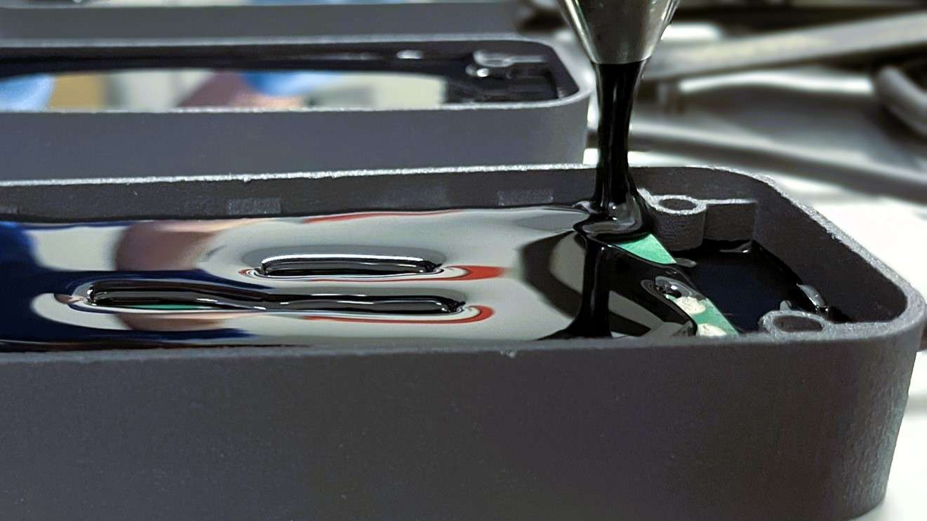 Elektronik Vergießen - Der Verguss als Schutz Ihrer Leiterplatte